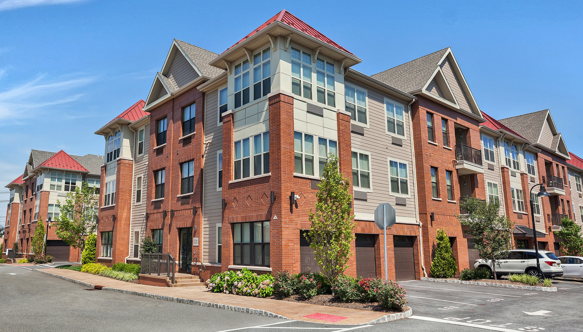 Vermella Crossing | Russo Development